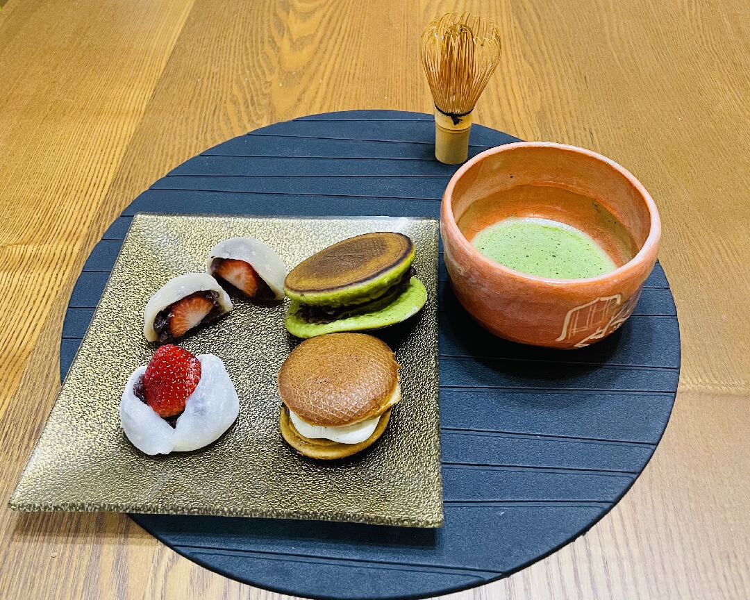 Osaka Sweets Making Class: Daifuku, Warabimochi & Dorayaki